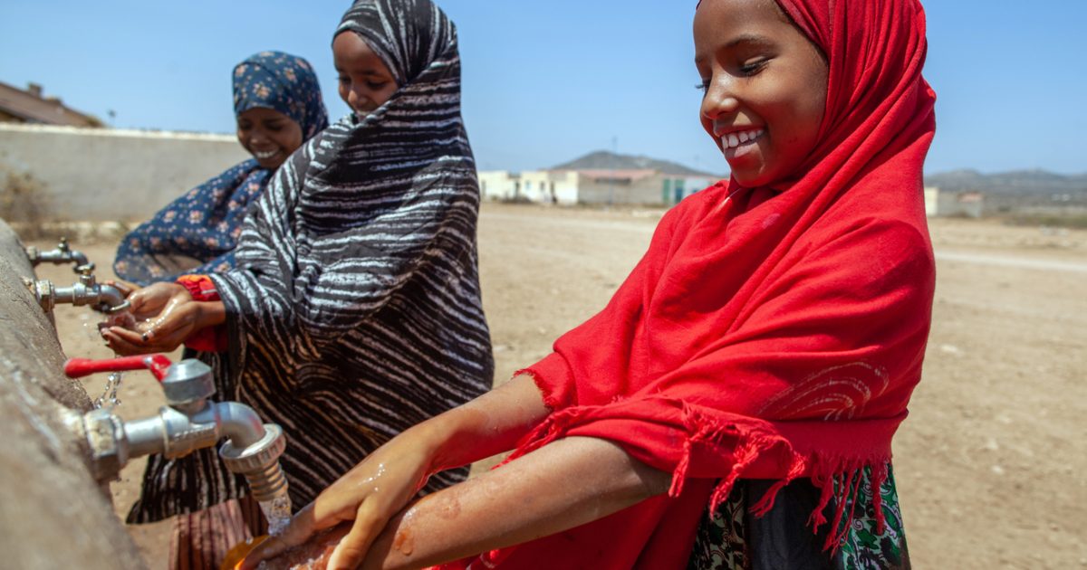 Make Water Famous – Two billion more access safe drinking water
