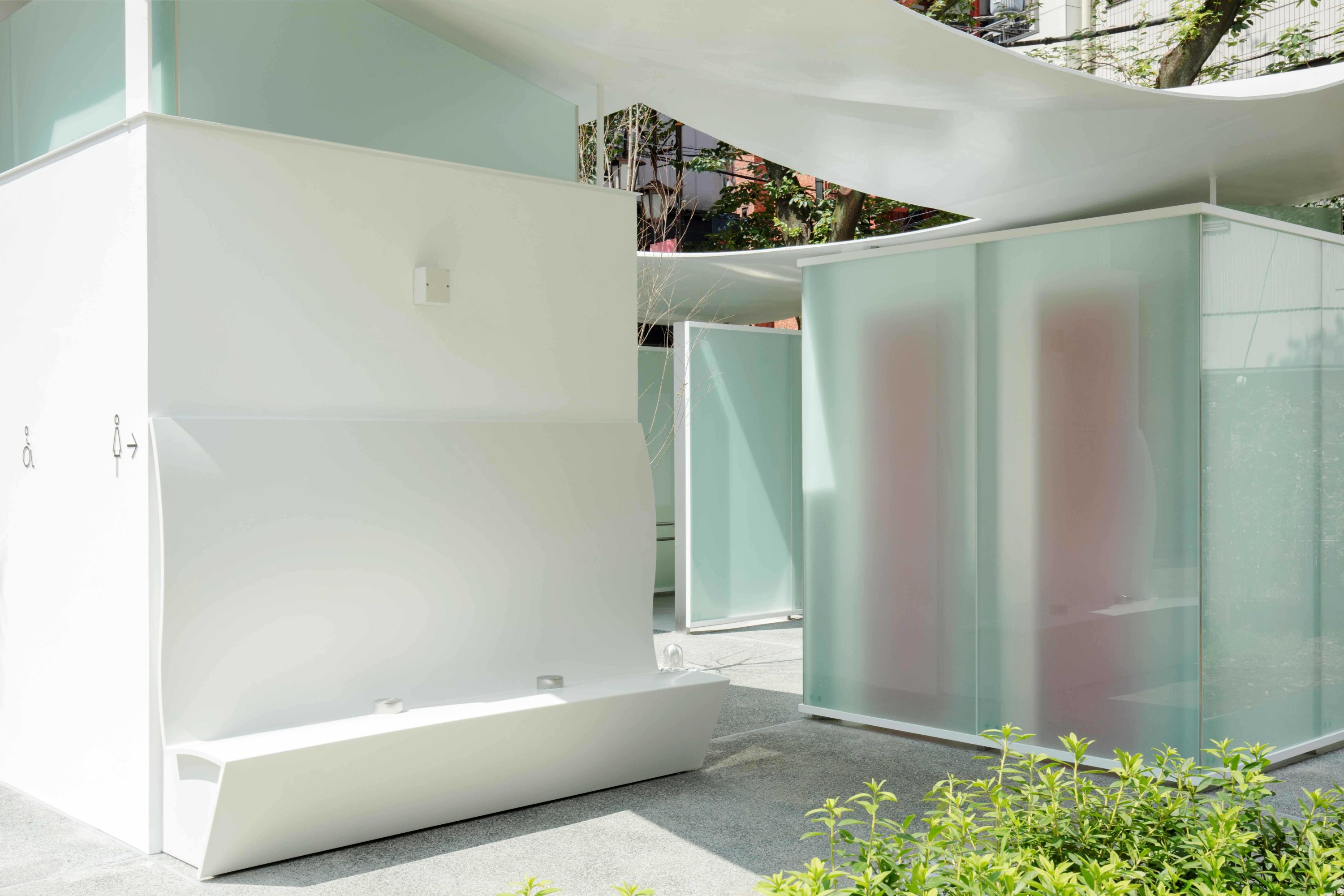 Make Water Famous – Public toilets reimagined for the 21st Century